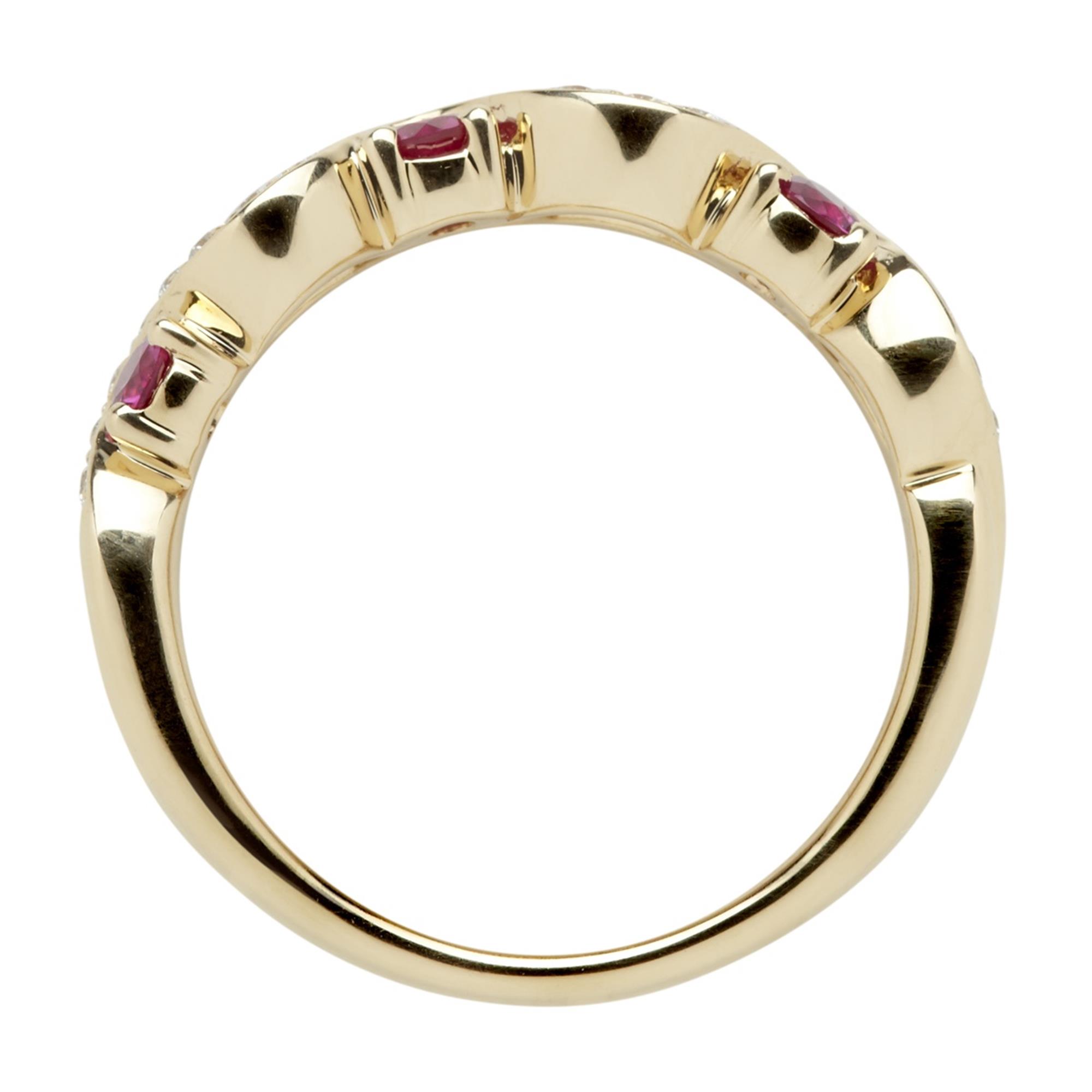 18ct Gold Ruby & Diamond Ring